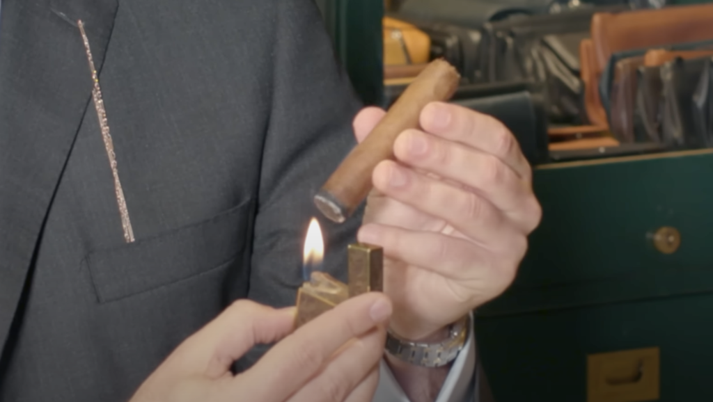 Proper Cigar Lighting with Davidoff of London - National Mouth